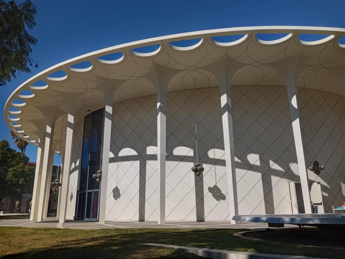 A Walking Tour of Caltech – Transiting Los Angeles