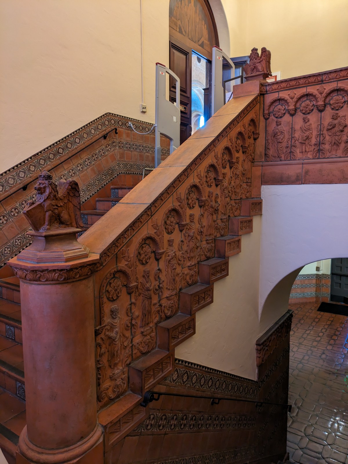 USC Walking Tour – Transiting Los Angeles