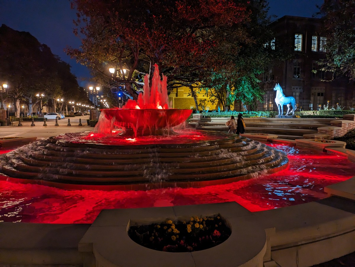 USC Walking Tour – Transiting Los Angeles