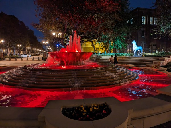 USC Walking Tour – Transiting Los Angeles